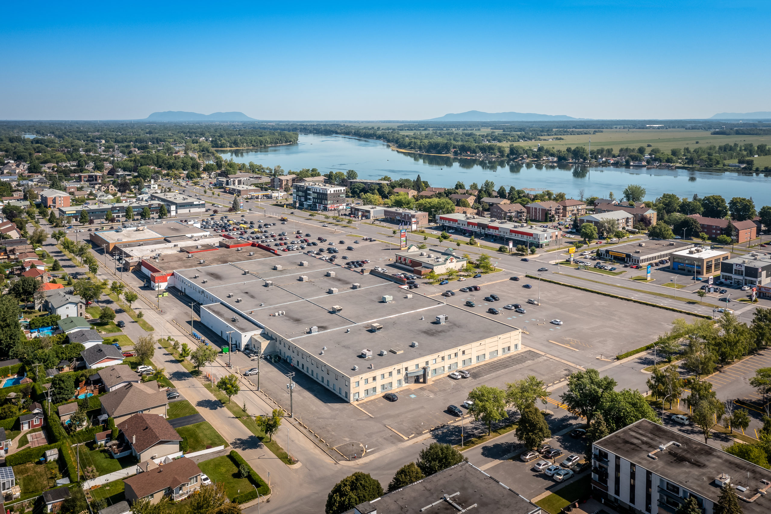 1000, du Séminaire Boulevard North "Les Galeries Richelieu", Saint-Jean ...